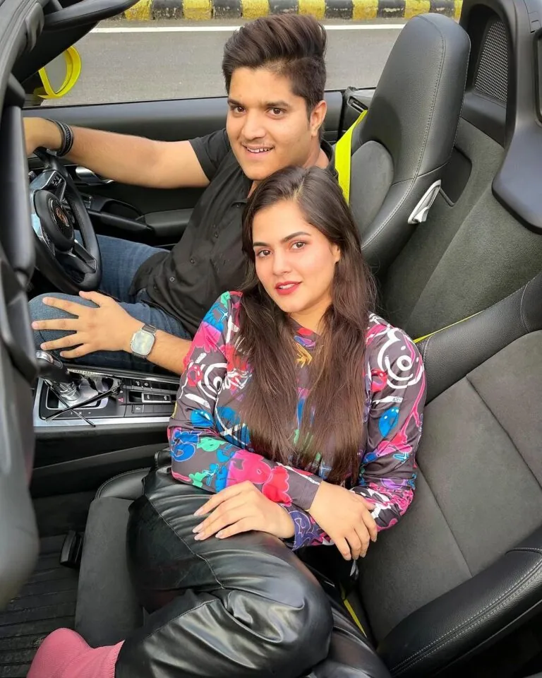 The MriDul(Mridul Tiwari)– Wiki/Bio, Age, Family, Height, Girlfriend ...